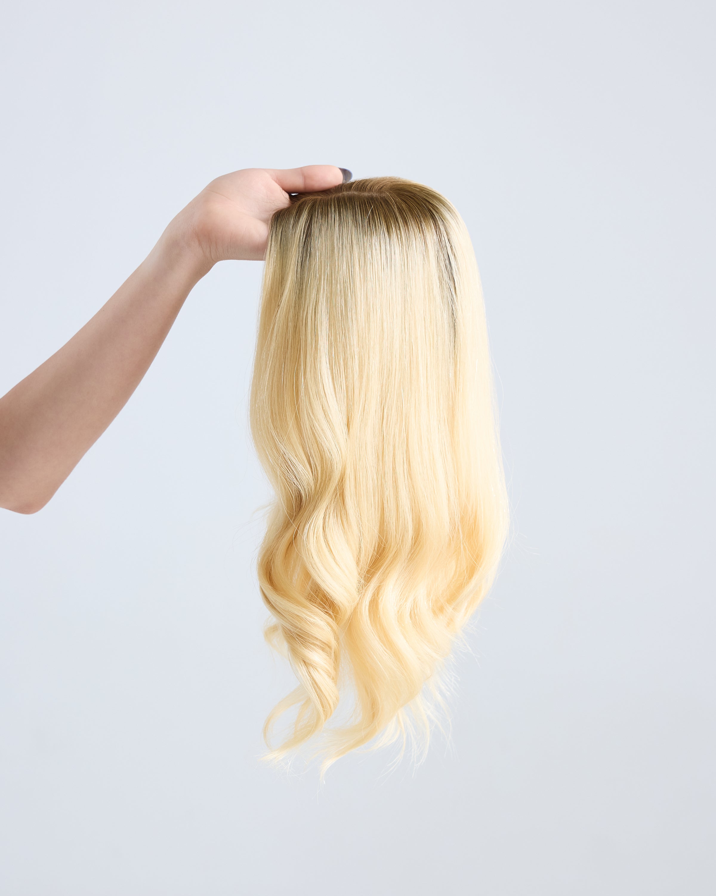 SECOND CHANCE // ROOTED GOLDEN BLONDE TOPPER // 8x8 // 17" | Lusta